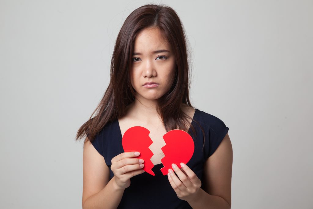 7 Akibat Setelah Putus Cinta dan Tips Mengatasinya